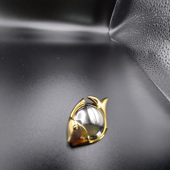 LCI | Jewelry | Vintage Lci Two Tone Fish Brooch | Poshmark